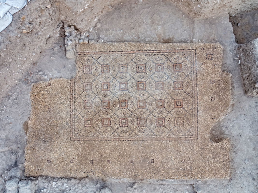 Yavné révèle le sol « d’une splendide résidence » byzantine ...