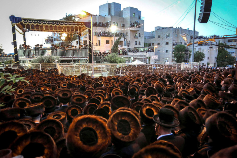 Le schtreimel en fait toute une histoire | Terresainte.net